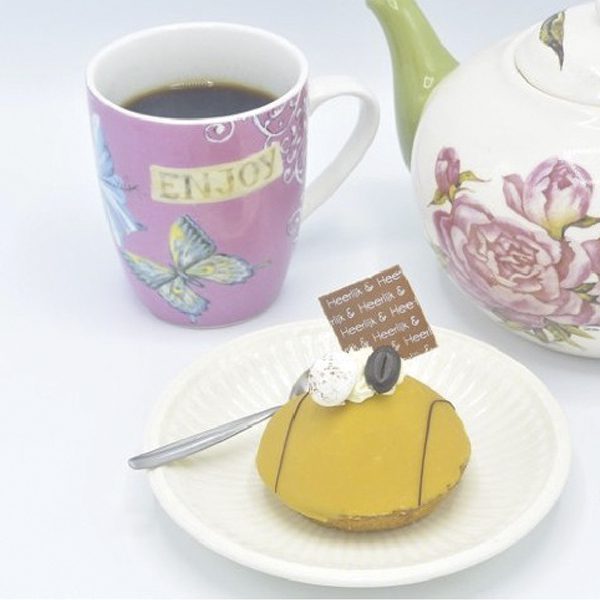 Harde Wener Mokka gebakje - Patisserie van Woerekom | Taart.nl